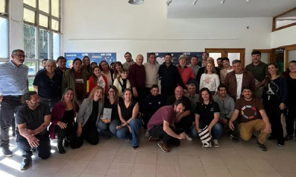 Vesprini: "El cooperativismo es el camino para un desarrollo inclusivo ...